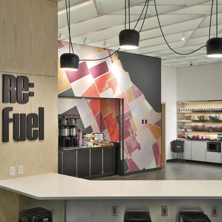 High-Tech Hotel Features & Services | Aloft Hotels